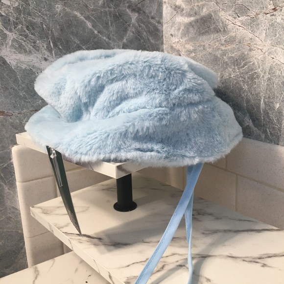 wild fable | Accessories | Nwt Wild Fable Blue Fuzzy Faux Fur Hat ...